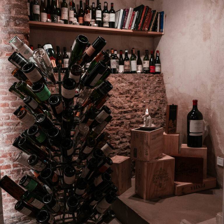 Wine Bar - Vinology